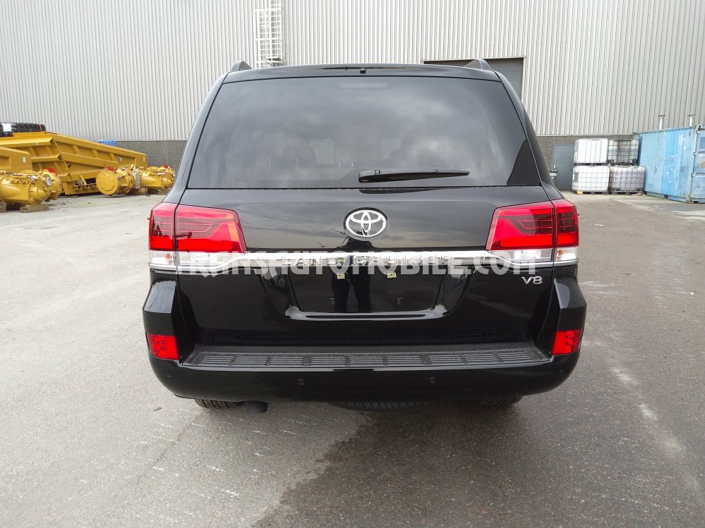 Export Toyota Land cruiser 200 v8 Station wagon RHD Neuf. Ce modèle n ...
