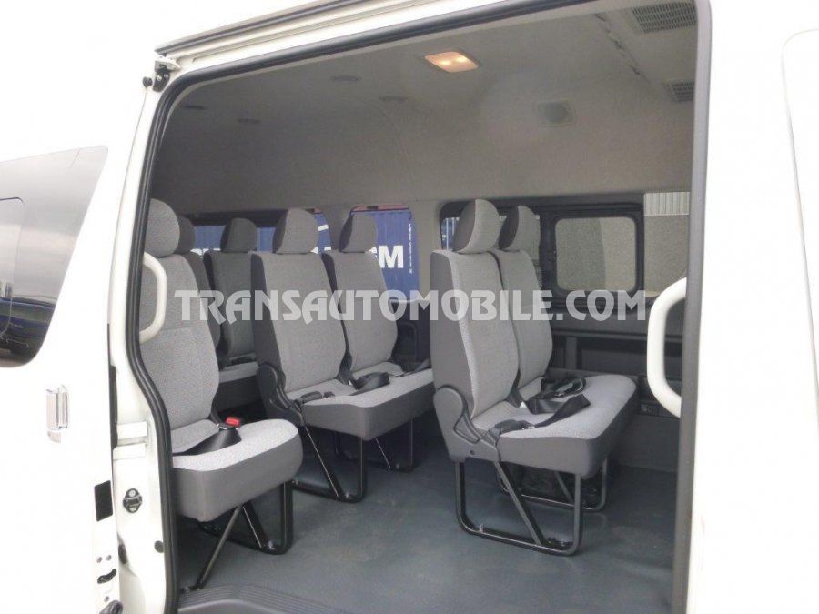 Toyota Hiace RHD HIGH ROOF / TOIT HAUT Minibus and bus RHD White Africa ...
